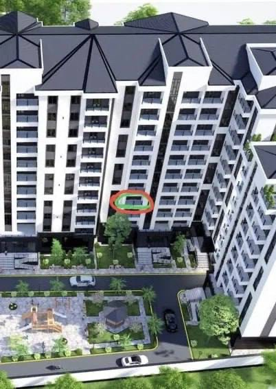 ПРОДАЮ 1 комн квартиру коробку в центре новостройка