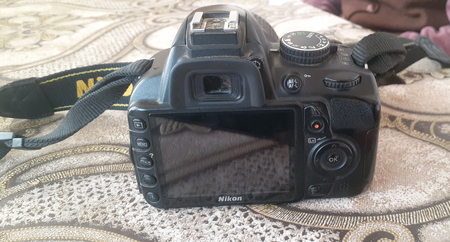Nikon d3100 sotiladi