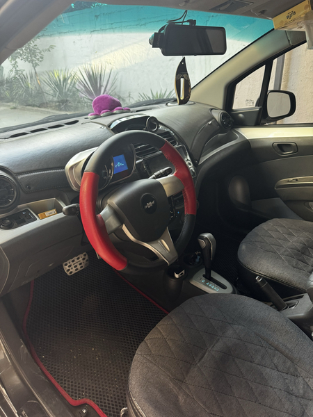 Срочно продается Chevrolet Spark