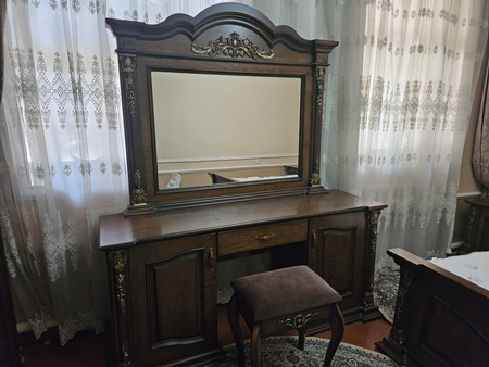 Продаю спальную мебель