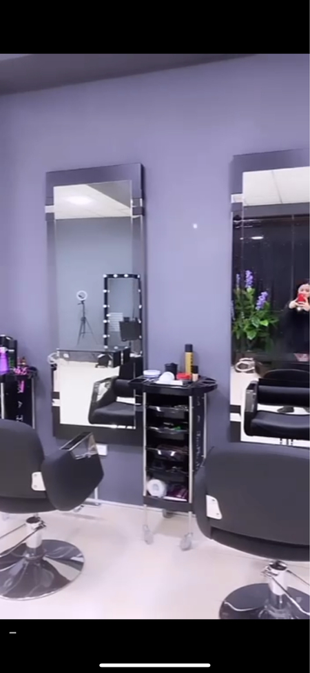 Yengi salon narsalari sotiladi hamma narsasi bor kop ishlatilmagan
