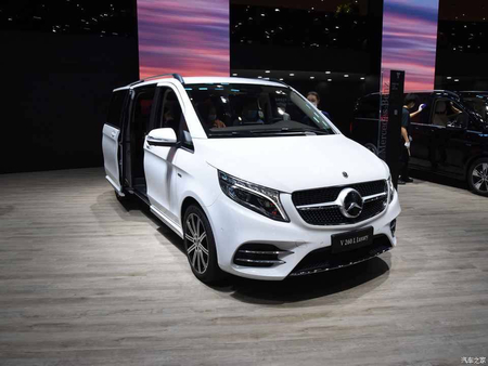 Gonzo Motors - Mersedes Benz V - Class