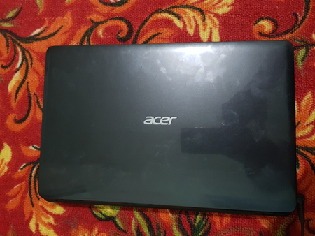 ACER Noutbuk Sotiladi. Core i3/2GB/500GB