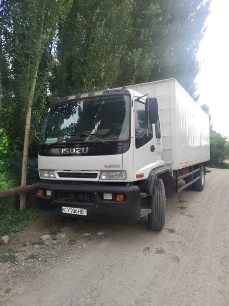 продам грузовой исузу 10т 2013й. своя