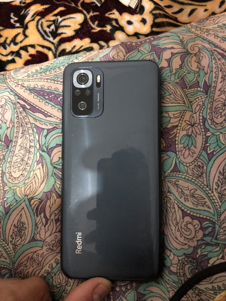 Redmi not 10 s .