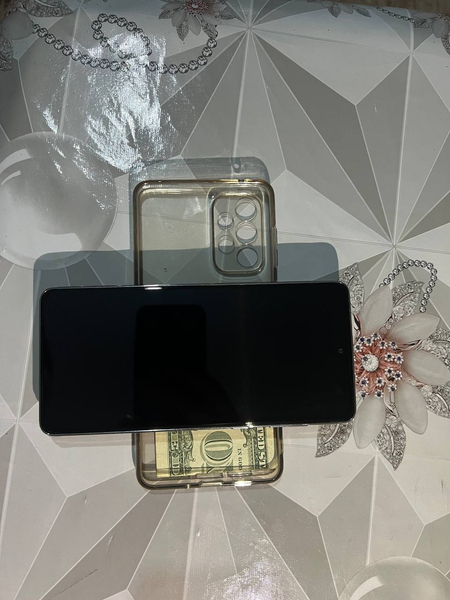 Samsung galaxy A73