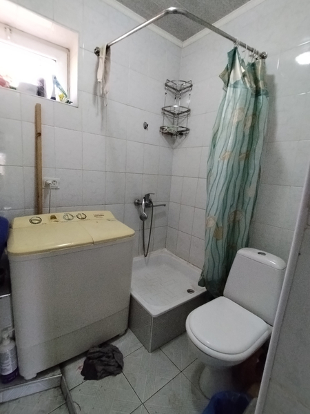 Oltin Samarqand bollarga kvartira  3 kishi kere 500 mingsumdan
