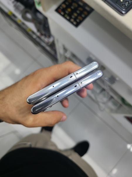 Срочно Samsung s9 64gb Телефон отличном состояние