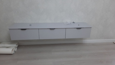 Продается подвесная TV тумба!