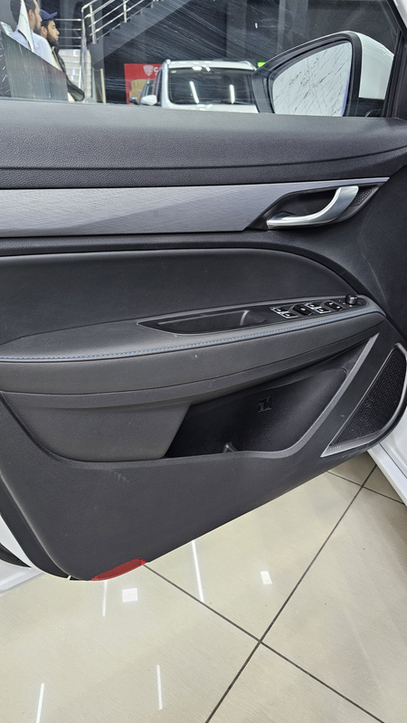 GEELY geometry ev500