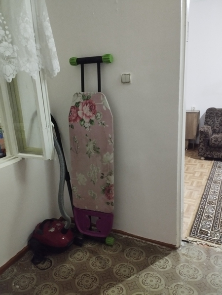 Продается 1(2) квартира юнусабад 6 квартал первый этаж