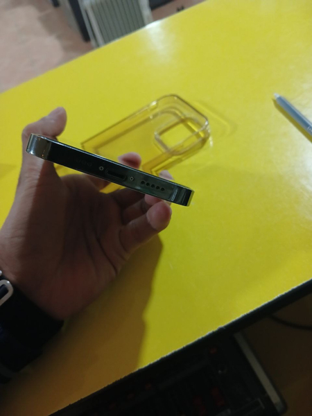 iPhone XR в корпусе 13 про Обмен