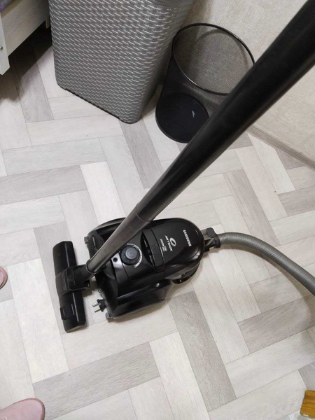 Пылесос Samsung 2000 W продается