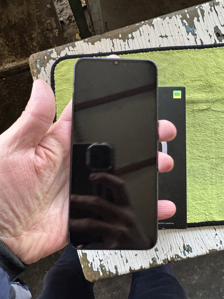 xiaomi 10 lite 5g pamit 6.128g holati zor karopka dak bor