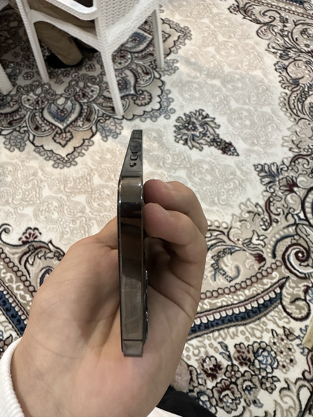 Продаеться Iphone 12 pro