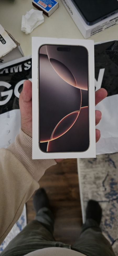 Iphone 16pro max yengi ochilmagan 256