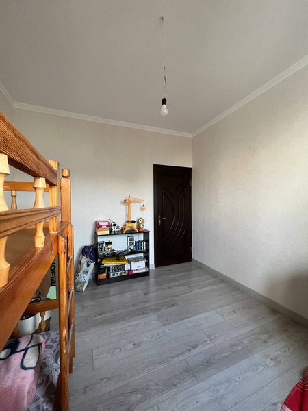 Срочно Карасу-6 ор-р(ул.Авайхон) 3/7/9 90м²