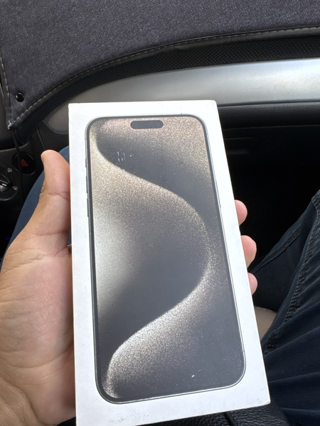 Iphone 15 pro max natural titanum 256gb LLA