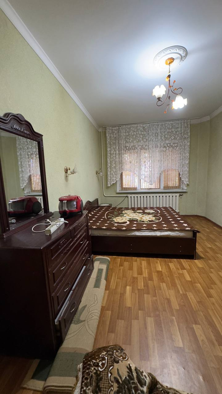 Юнусобод 5кв 3/4/5 Сотилади