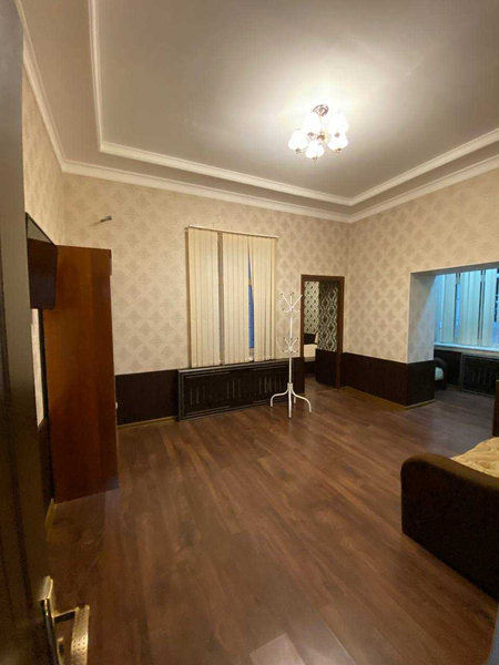 Продам Здание построенное в 50-ых годах(2 сотки)