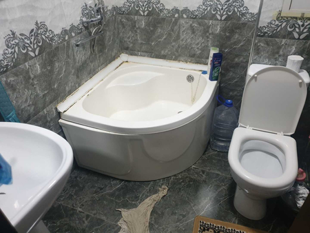 Срочно продаю 2х комнатную на 1 этаже можно под коммерцию (157348)