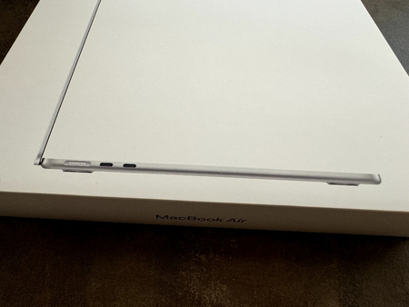 2024 MacBook Air M3 13.6 Silver 8gb Ram 256gb SSD Новый