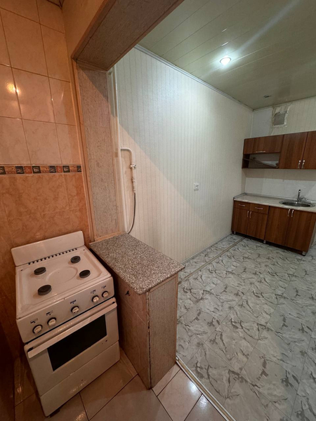 Продается 3/6/9 квартира на Сергели-2.