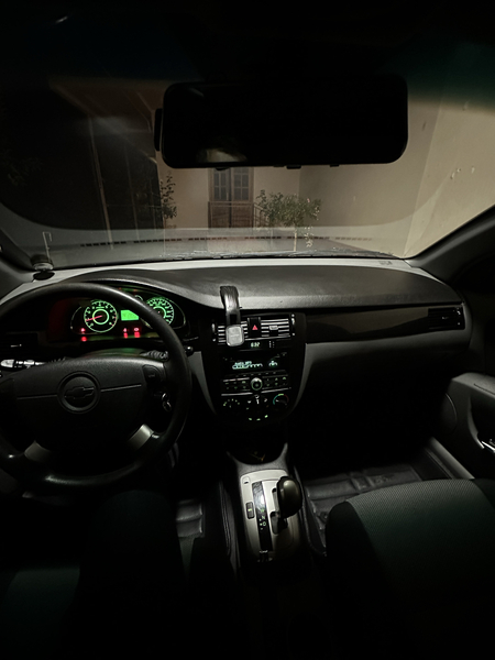 Продаётся Lacetti в отличним состояние