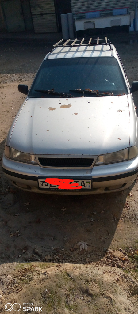 nexia 2003 sotiladi