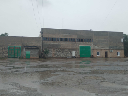 Ишлаб чикаришга мулжалланган база сотилади