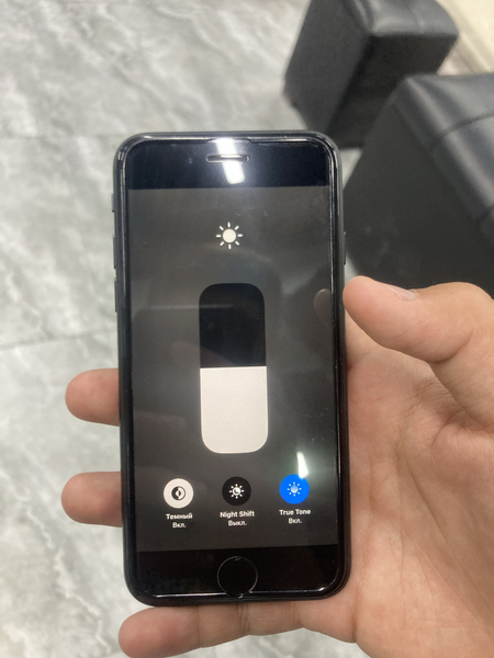 iPhone Se 2022 srochna sotiladi