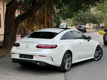 Mercedes-Benz w 213 e 200
