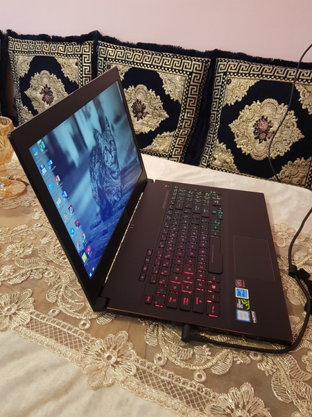 ASUS ROG Zephyrus M GU501GM Gamng: i7-8750H/16GB/6GB/800GB Sotiladi