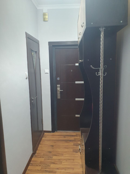 Продаётся своя 2в3/3/4 Чилонзар 9кв