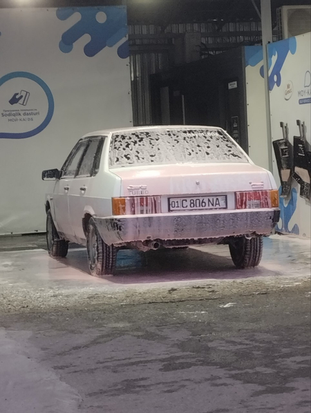 VAZ 21099 sotiladi surpchna benzin
