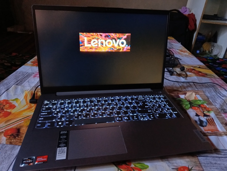 Lenovo IdeaPad ryzen 5