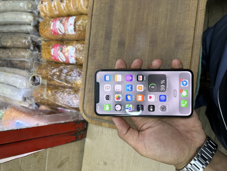 iphone xs max 256 talik 1 qol akuratni iwlatilga