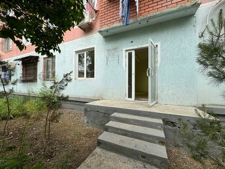 Продаётся офис 60м2 3 квартал  / Торговий центр