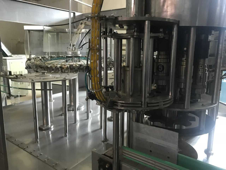Продаеться линия по производству воды (газированная и негазированная)