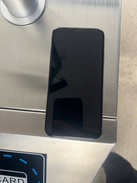 Iphone X sotiladi