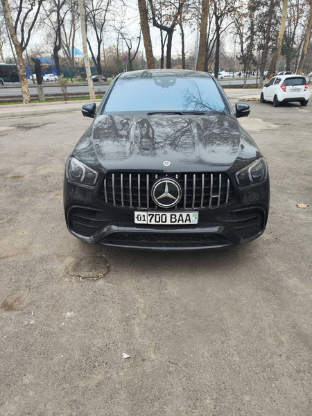 Sotiladi Mercedes GLE 63
