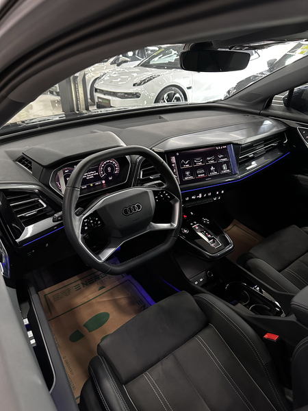 AUDI Q4 E-Tron rwd