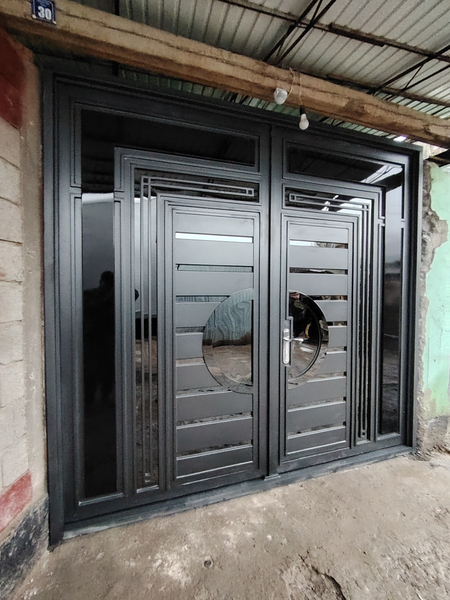 Temir darvoza 1.8 lisdan bo'lgan darvozalar
