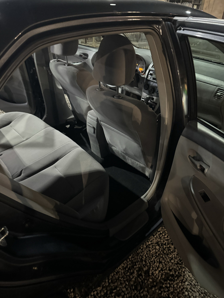 Tayota carolla xl 1.8 mator ideal holatda 100 min toza halol prabeg
