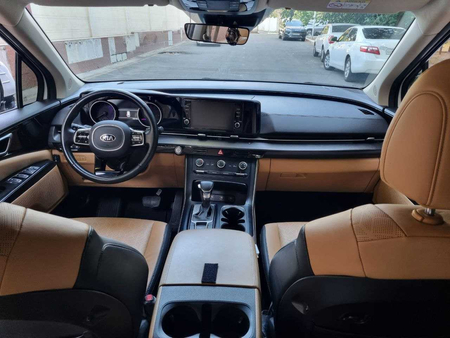 KIA CARNIVAL в идеальном состоянии