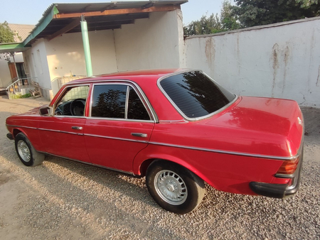 Мерседес бенз w 123