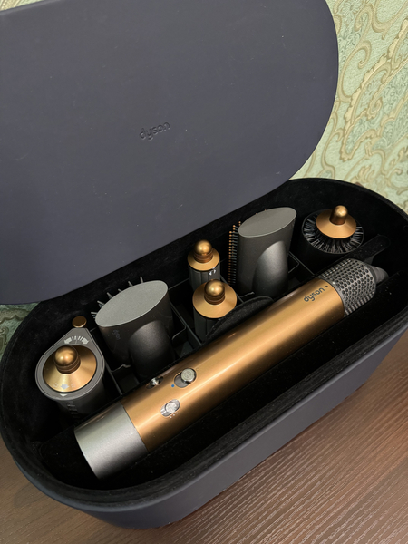 Dyson Airwrap multi-styler