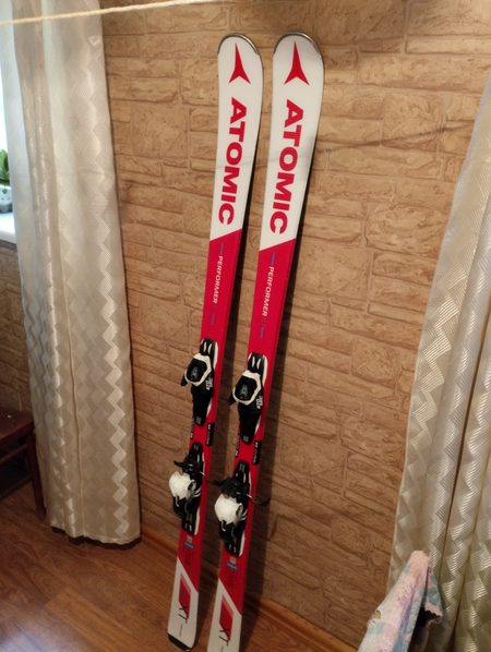 Горные лыжи Atomic performer XT, 170 см.