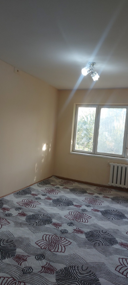 Srochna 1etajdan 2xonalik kvartira sotiladi