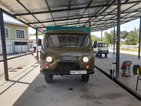 UAZ 1990. Holati ajoyib. 2022 yil to’liq qayta terilgan.